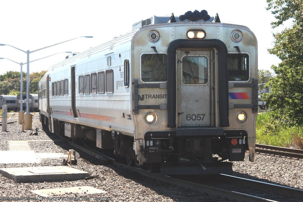 NJT 6057 NJT Train 4748 to Long branch